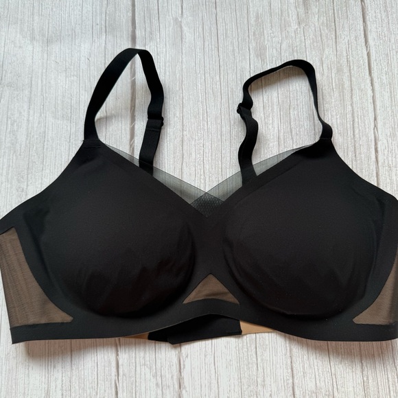 Honeylove | Intimates & Sleepwear | Crossover Wireless Bra Honeylove ...